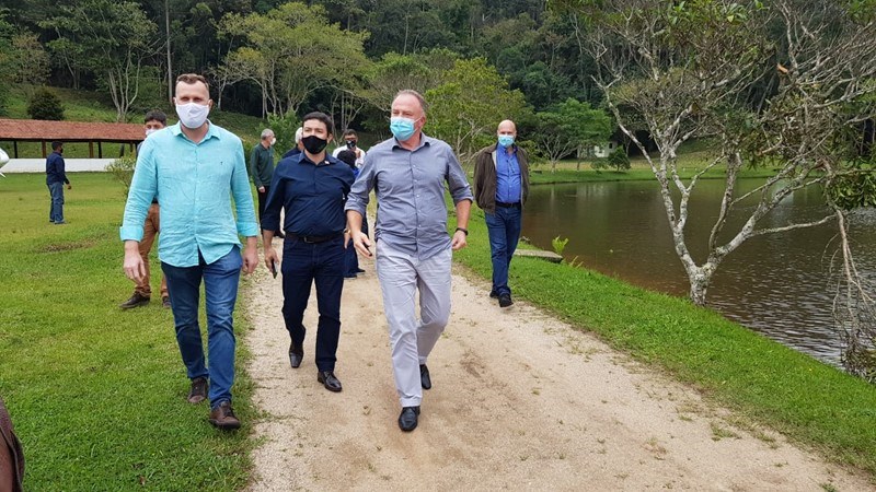 SEAMA - Governo do Estado apresenta o Programa Reflorestar a ambientalistas e empresários